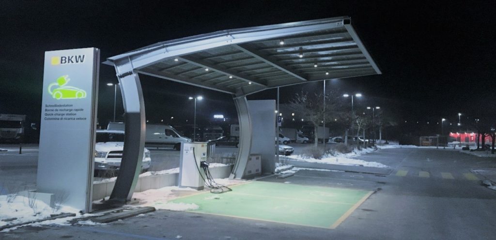 What is a Public EV Charging Network and how does it work? – Saascharge